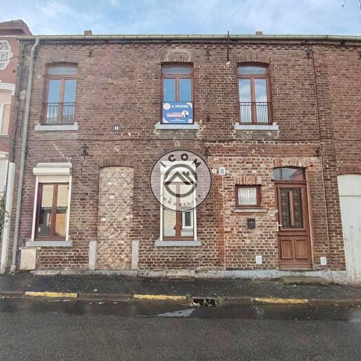 Maison 7 pièces à Hautmont, à vendre