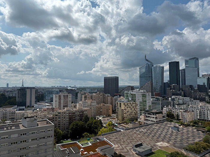 Appartement à vendre - Courbevoie, Hôtel de ville - 4 pièces - 3 chambres