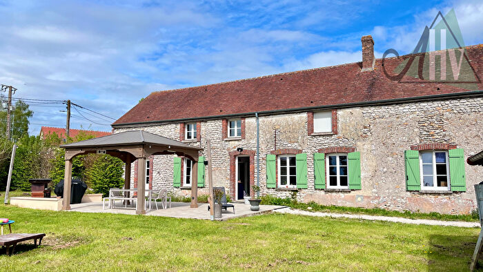 Maison 8 pièces à vendre à Bannost-Villegagnon