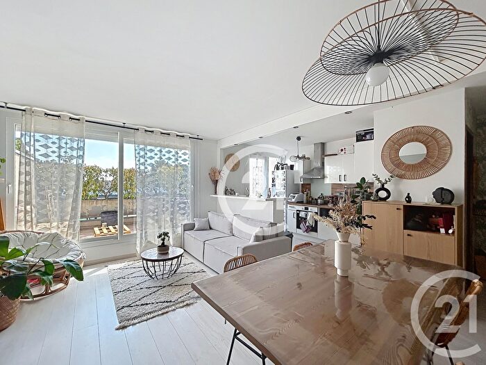 Évreux, Saint-Michel : Appartement 3 pièces à louer