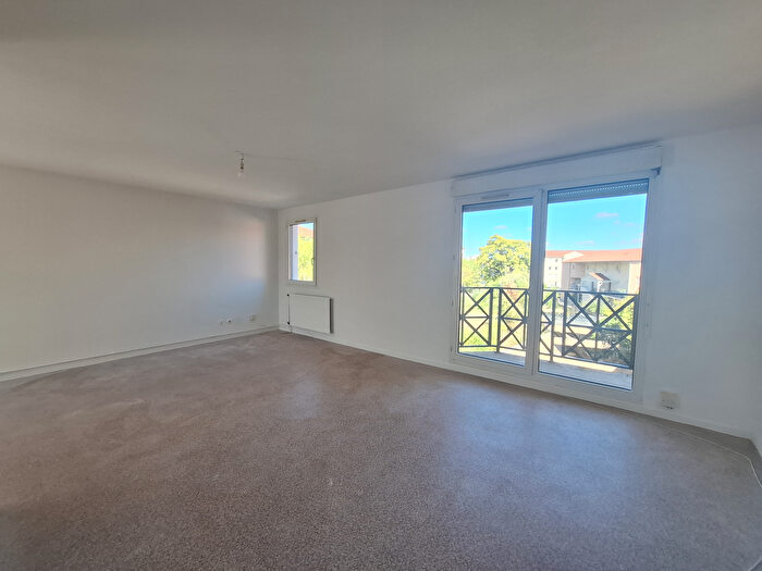 Appartement 5 pièces à louer à Villefranche-sur-Saône, Nord Est
