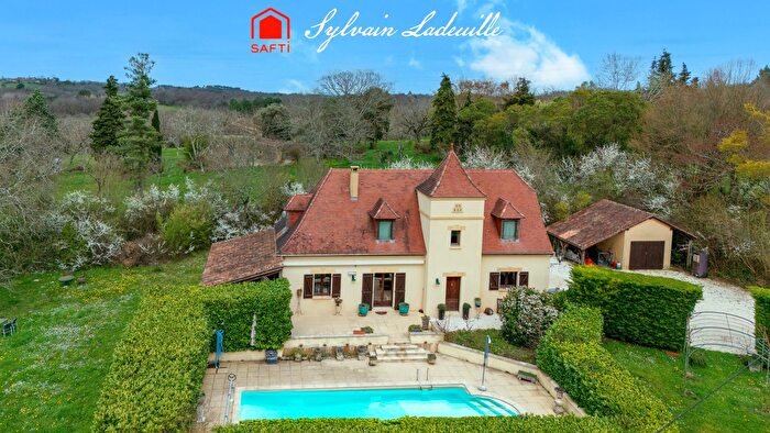 Maison à vendre - Saint-Laurent-la-Vallée - 5 pièces - 3 chambres