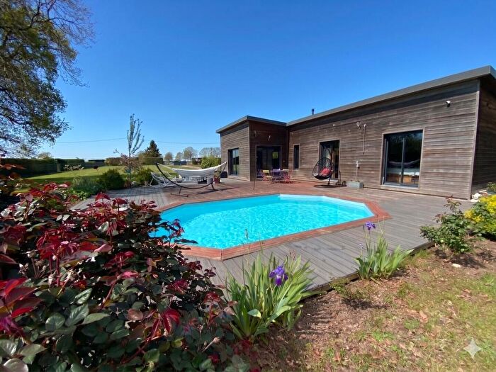 Maison 4 pièces à Rugles, à vendre