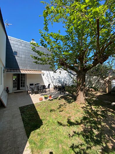 Maison à vendre - Angers, Monplaisir - 6 pièces - 5 chambres
