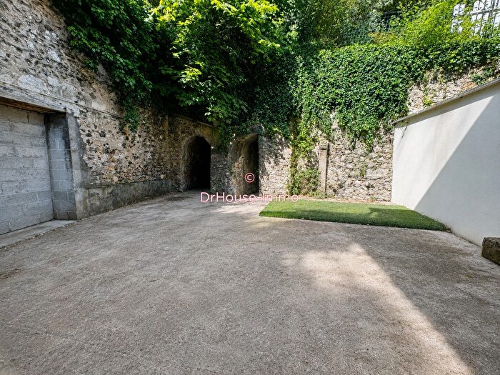 Maison 4 pièces à vendre à Rolleboise