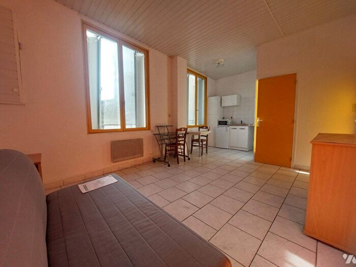 Appartement à louer - Chalon-sur-Saône - 1 pièce