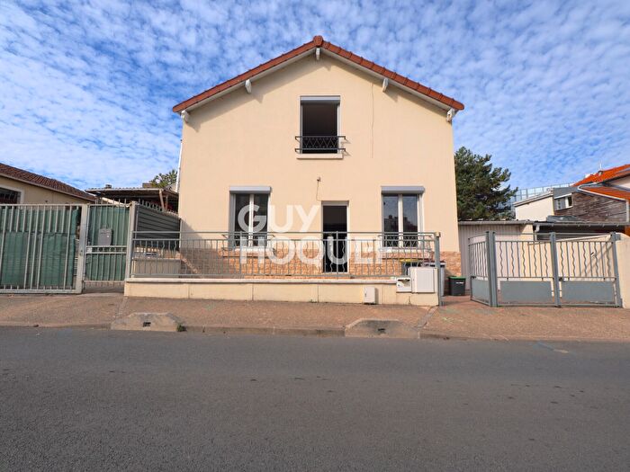 Romainville, Bas Pays : Maison 6 pièces à vendre