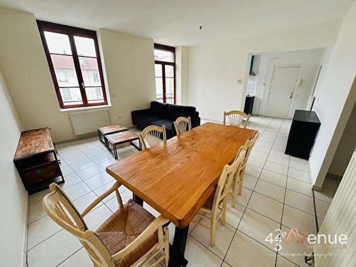 Appartement 3 pièces à louer à Saint-Étienne, Crêt de Roc