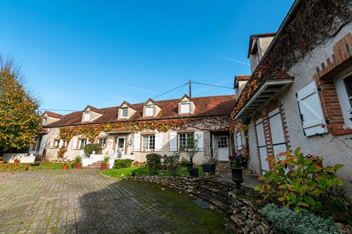 Maison à vendre - Les Bordes - 11 pièces - 5 chambres