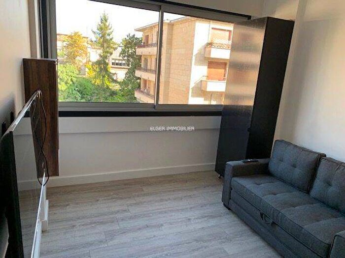 Appartement 1 pièce à louer - Parc d'Orléans, Neuilly-sur-Seine