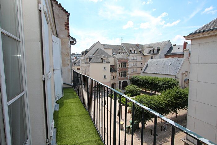 Appartement à louer - Orléans, Cathédrale, Jeanne dArc - 2 pièces - 1 chambre