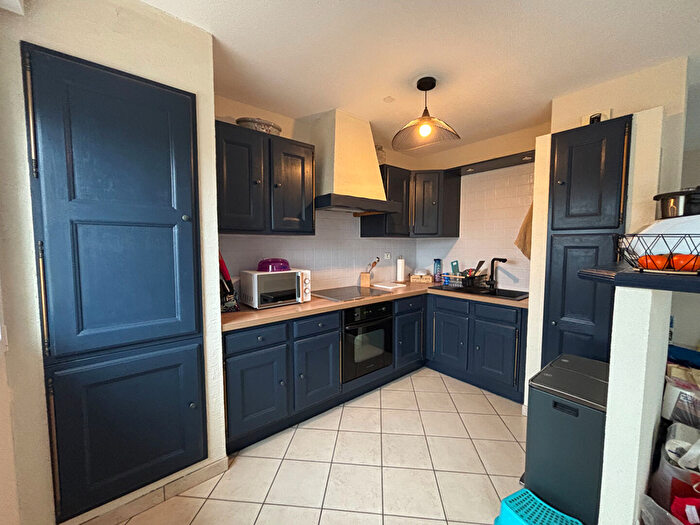 Appartement à louer - Heimsbrunn - 3 pièces - 2 chambres