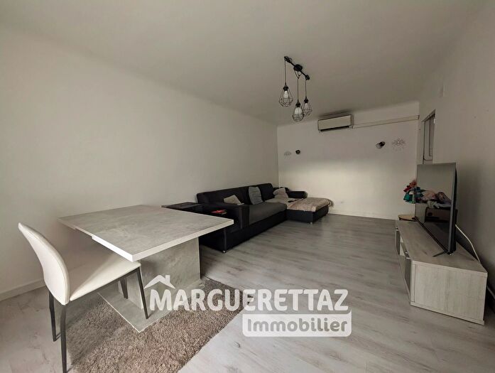 Appartement à vendre - Saint-Jeoire - 4 pièces