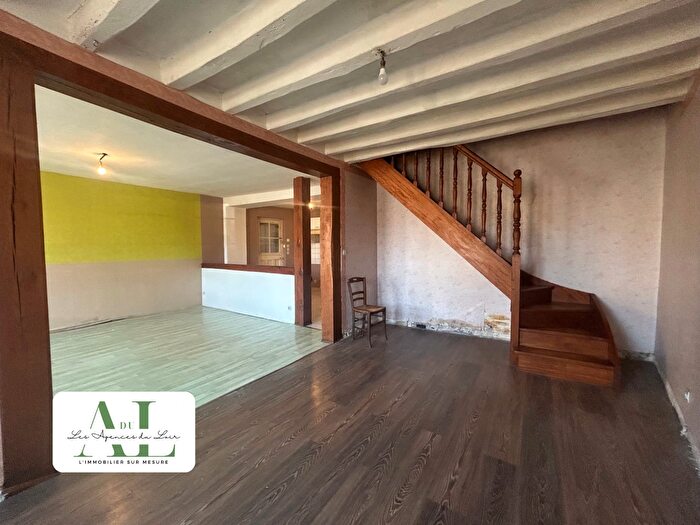Maison 5 pièces à Luché-Pringé, à vendre