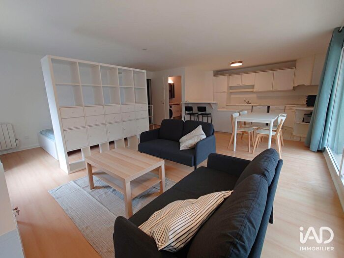 Appartement à louer - Cergy, Axe Majeur, Horloge - 1 pièce - 1 chambre