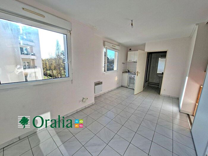 Appartement à louer - Docteur Lavalle, Dijon - 1 pièce