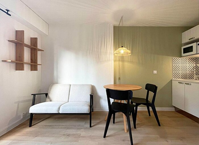 Appartement à louer - Bordeaux, Croix Blanche - 1 pièce - 1 chambre