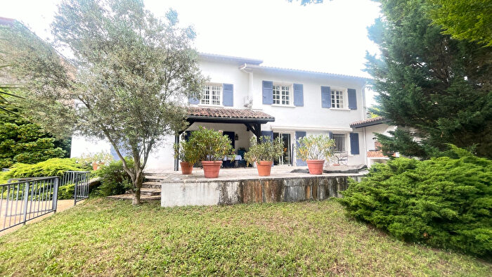 Maison 7 pièces à vendre - Sainte-Colombe