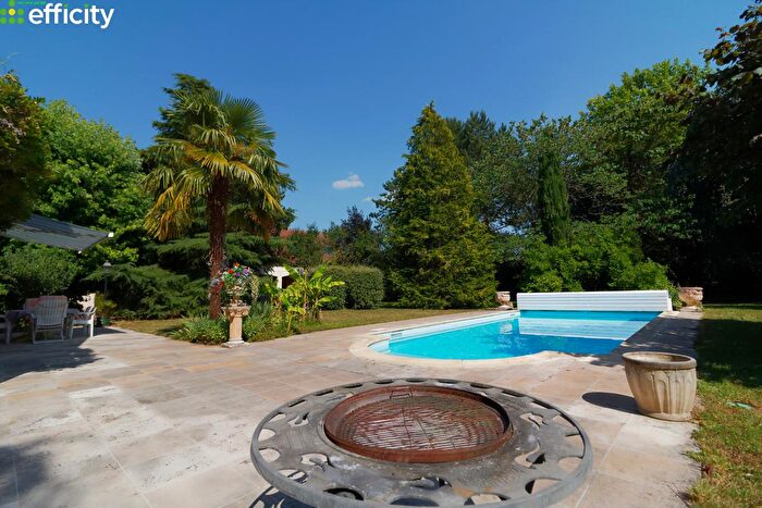 Maison 7 pièces à Chaumontel, à vendre
