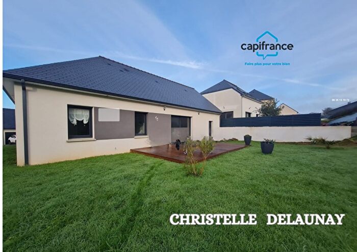 Maison à vendre - Le Genest-Saint-Isle - 5 pièces - 3 chambres