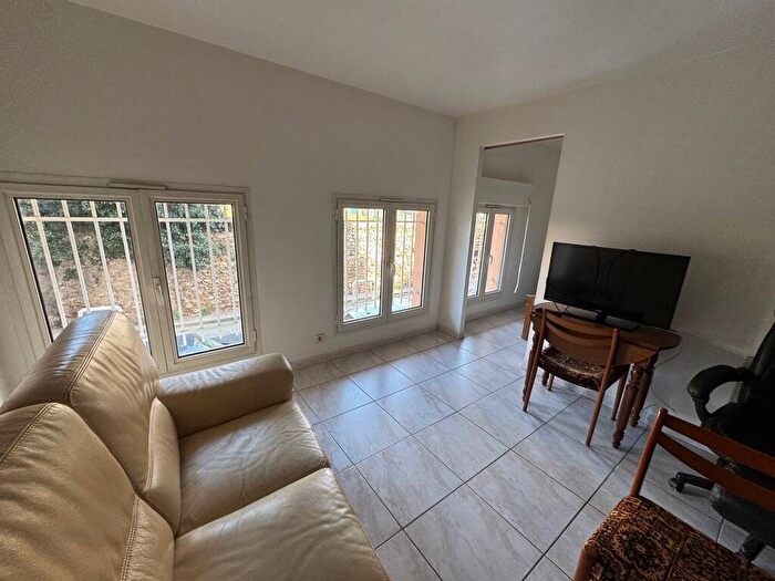 Appartement à louer - Lodi, Marseille ème arrondissement - 2 pièces - 1 chambre