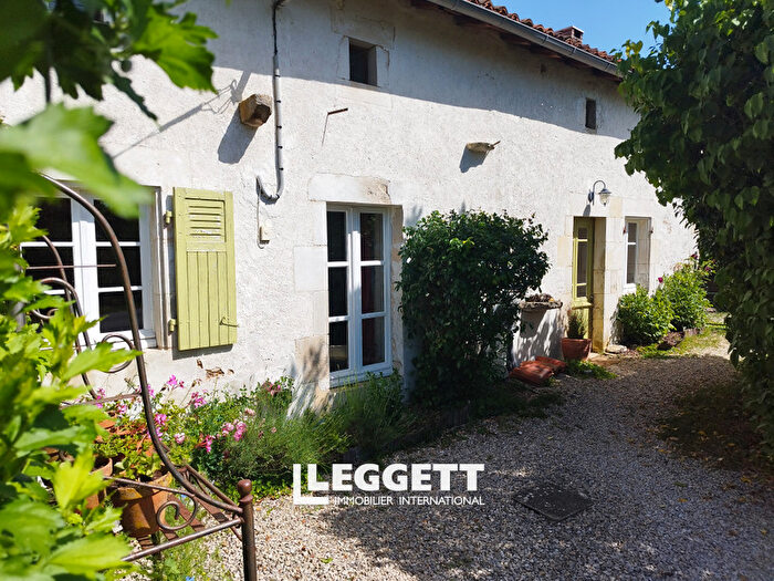 Genouillé - Maison 5 pièces à vendre