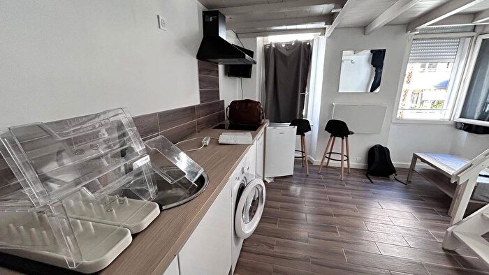 Marseille ème arrondissement - Appartement 2 pièces à louer