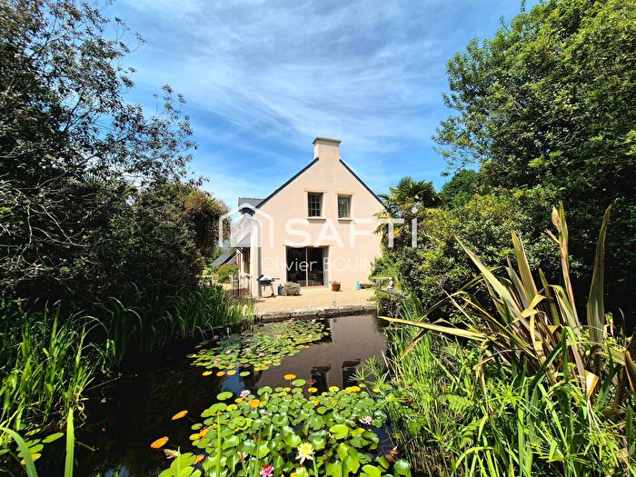 Maison 5 pièces à Landivisiau, à vendre