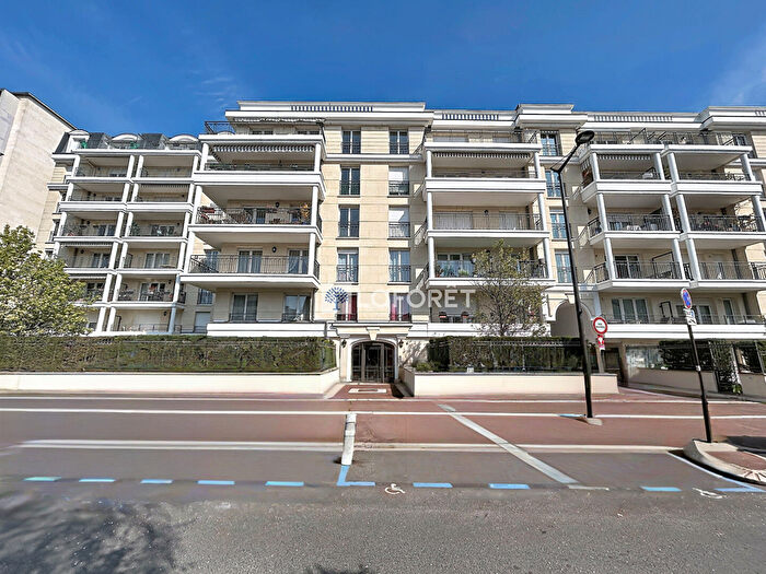 Appartement à vendre - Antony, Croix de Berny - 3 pièces - 2 chambres