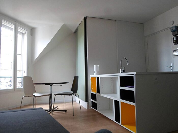 Appartement à louer - Nation-Alexandre Dumas, Paris ème arrondissement - 1 pièce