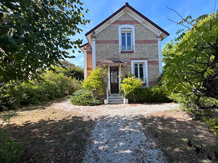 Le Vésinet, Charmettes, Merlettes : Maison 5 pièces à vendre