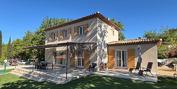 Maison à vendre - Lorgues - 6 pièces - 5 chambres