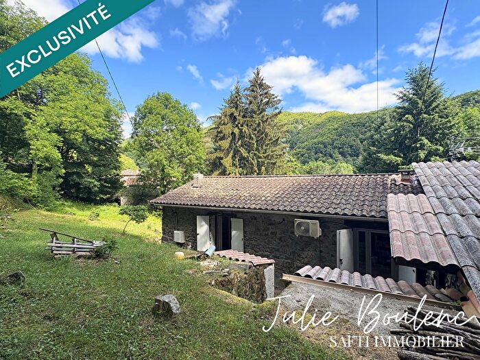 Maison 5 pièces à vendre à Barnas