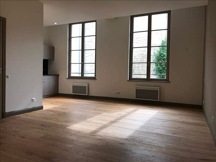 Centre, Saintes - Appartement 1 pièce à louer