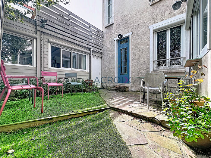 Maison 6 pièces à vendre à Gentilly, Le Plateau