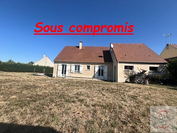 Maison 3 pièces à Sainville, à vendre
