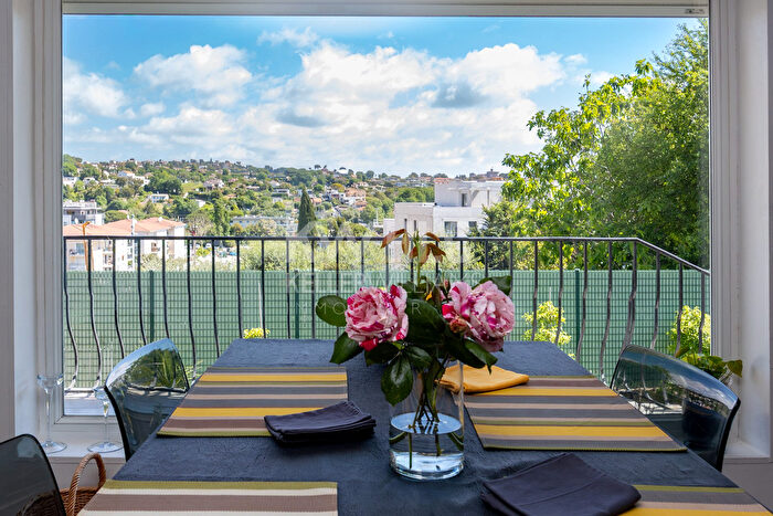 Maison 4 pièces à Cagnes-sur-Mer, Les Vallières, Le Malvan, Les Travails, La Combe, à vendre