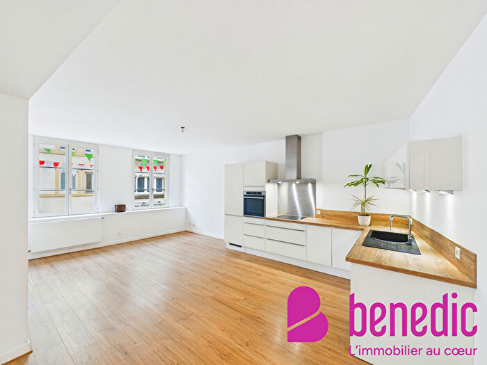 Appartement à vendre - Thionville, Centre-ville, Gare - 5 pièces - 3 chambres