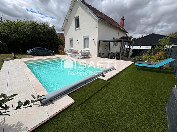 Saint-Florent-sur-Cher - Maison 5 pièces à vendre