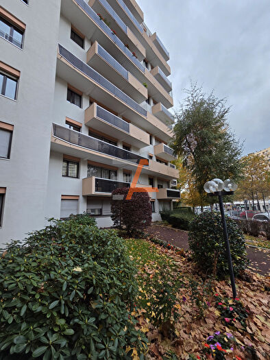 Appartement à vendre - Saint-Étienne, La Métare, Le Portail Rouge, Fauriel, Villeboeuf - 1 pièce