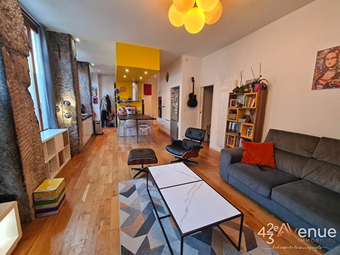 Appartement à vendre - Saint-Étienne, Centre-ville, Peuple, Chavanelle - 3 pièces - 2 chambres