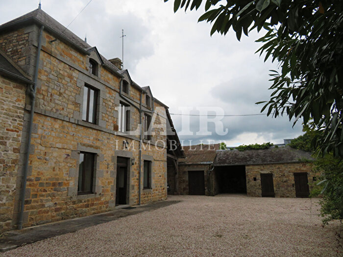 Maison 7 pièces à Pré-en-Pail, à vendre