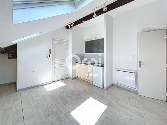 Appartement à louer - Saint Fiacre-Trois Maisons, Nancy - 1 pièce