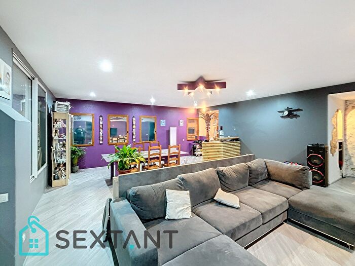 Maison à vendre - Caudebec-lès-Elbeuf - 6 pièces - 3 chambres