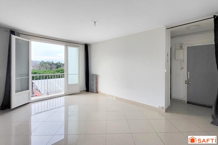 Appartement à vendre - Ris-Orangis, Moulin à Vent - 4 pièces - 3 chambres