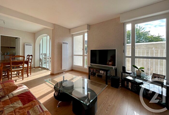 Appartement 3 pièces à louer - Avon, Bercelle, Gare