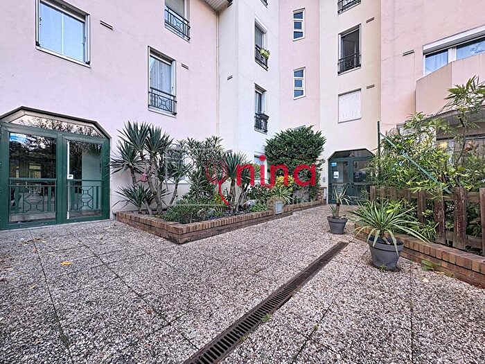 Créteil, Bleuets, Bordières, Pinsons : Appartement 3 pièces à louer