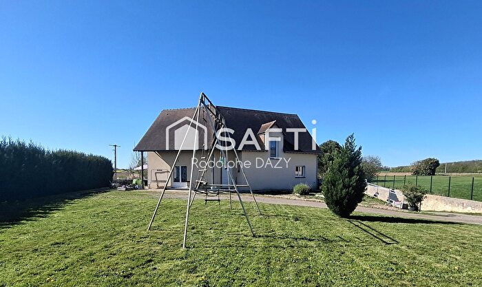 Maison 6 pièces à Douains, à vendre