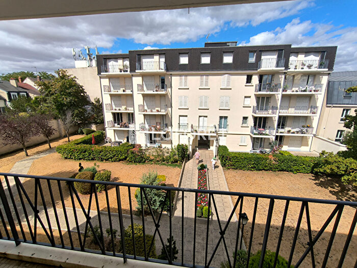 Mantes-la-Jolie, Centre-ville : Appartement 3 pièces à vendre