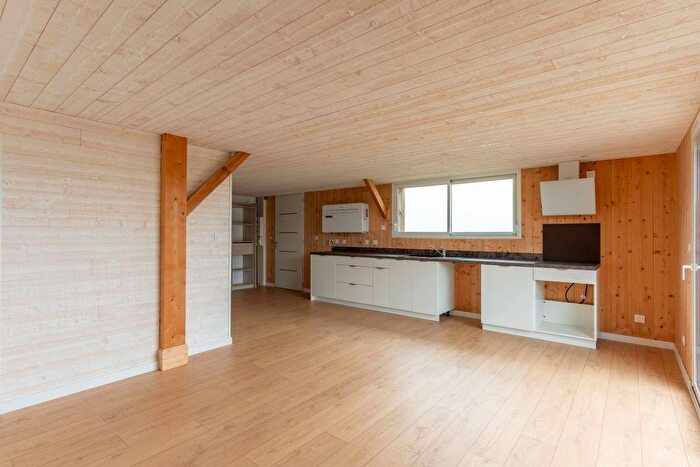 Appartement à louer - Ychoux - 4 pièces - 3 chambres